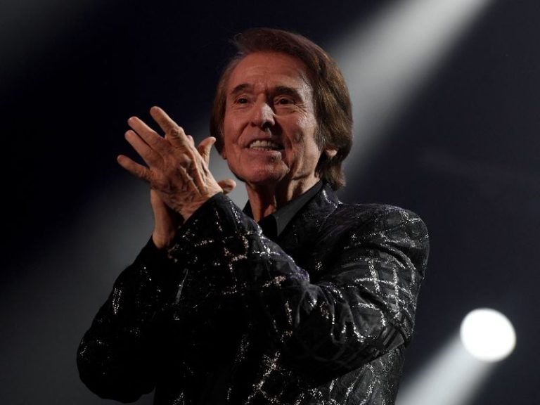 Academia Latina de la Grabación nombrará a Raphael Persona del Año 2025 ...