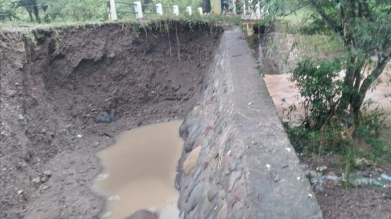 Crecientes provocaron daños en puentes de Morazán y San Miguel - El ...
