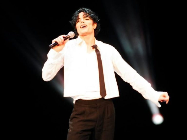 Michael Jackson hace historia al figurar en el «Hot 100» en seis ...