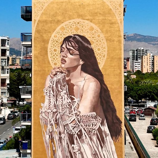 ¿Milagro o provocación? Inmortalizan a Rosalía como una santa en Italia ...